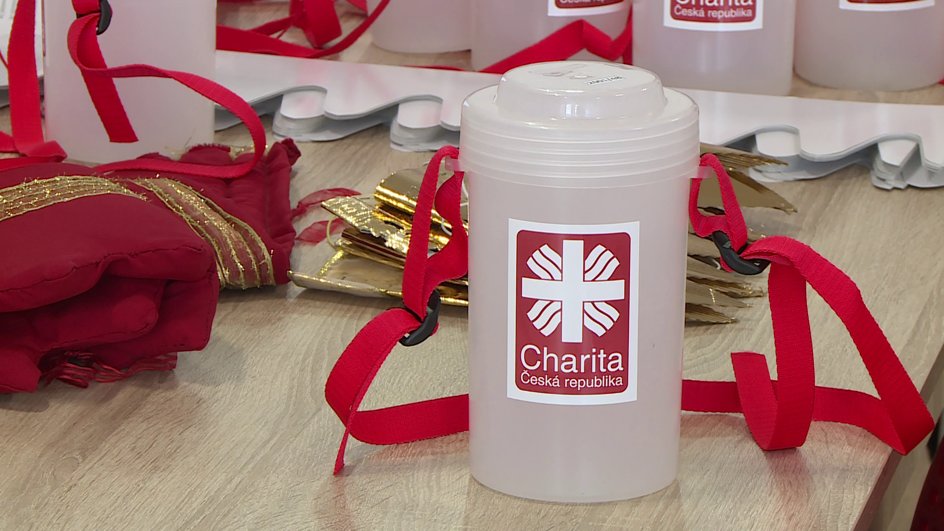 Koledníci Tříkrálové sbírky odrůstají | Jihočeská televize