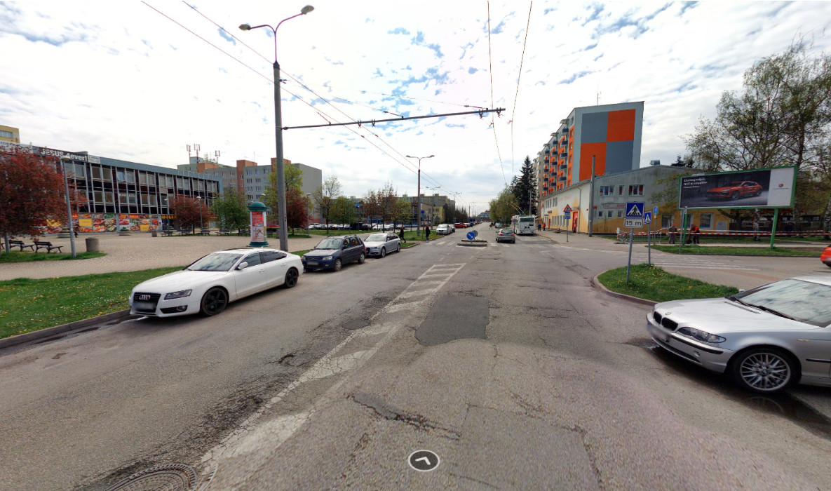 Vozovka v ulici Jana Opletala projde kompletní opravou, řidiči tudy neprojedou | Jihočeská televize